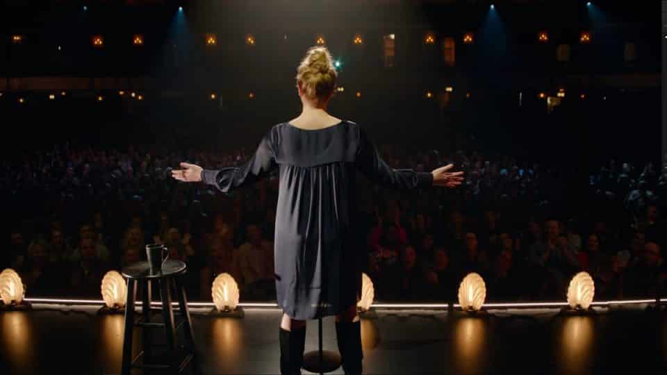 Amy Schumer: Growing - Summary, Review (with Spoilers)