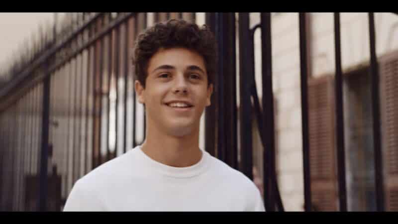 Caught By A Wave Cast And Character Guide (with Ending Spoilers)