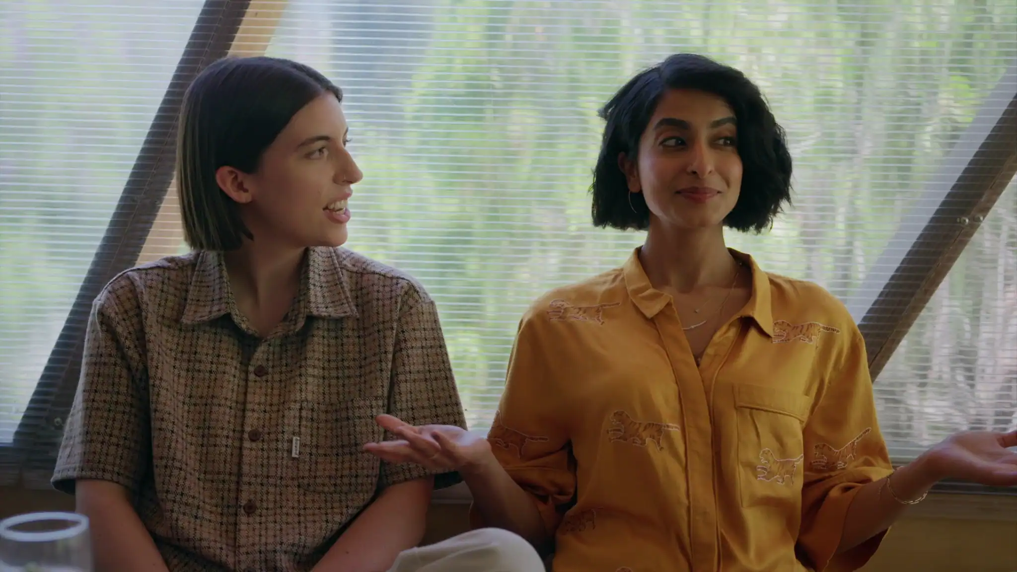 Sisters - Review & Summary