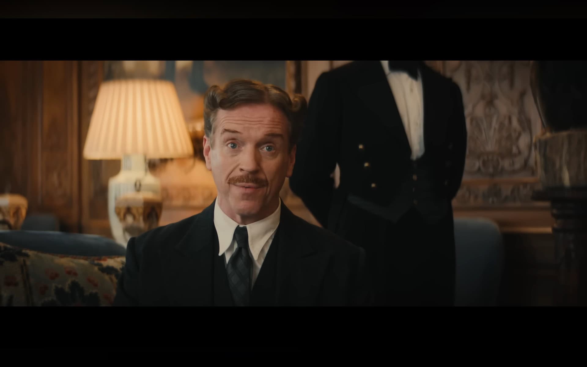 Fackham Hall - Review And Summary